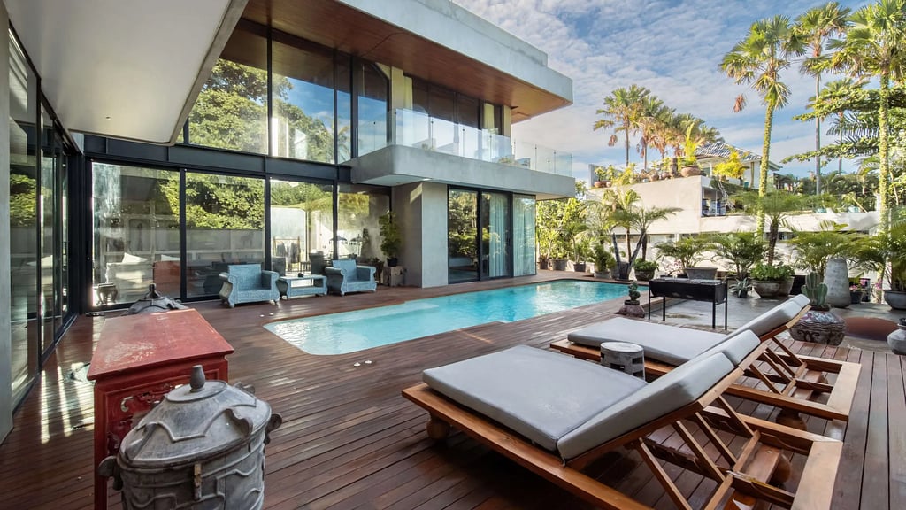 Villa Casa Madi in Berawa, Bali - 5 bedrooms - We Guarantee the Best Price