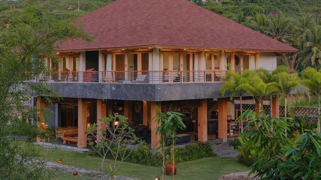 Gudea Living Villa - Lombok - 5 bedrooms | Villa Finder