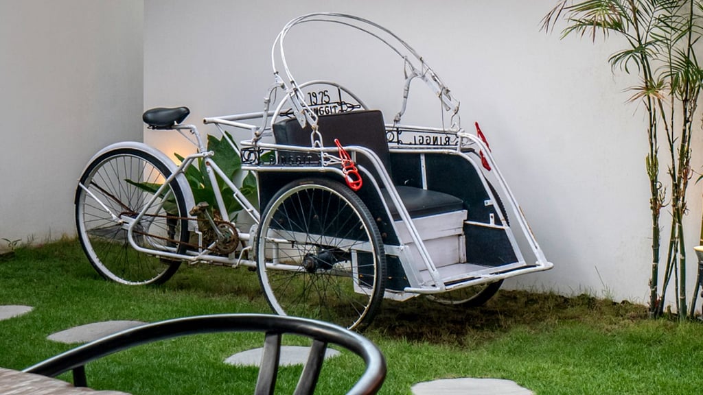 House of Bagera in Seminyak, Bali (5 bedrooms) - Best Price & Reviews!
