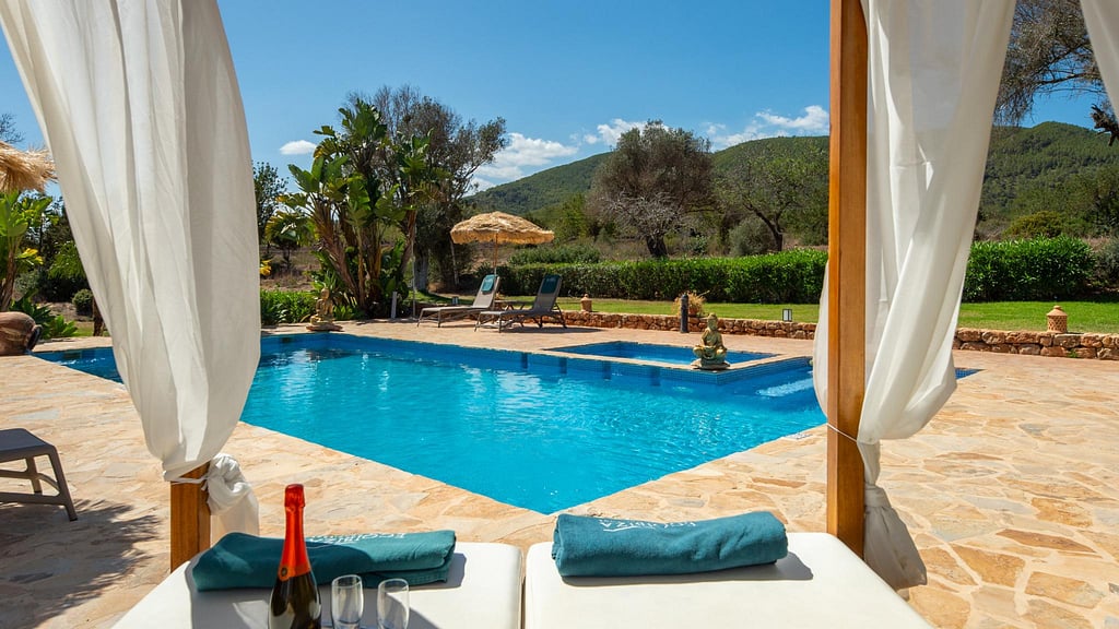 Villa Andrew - North East Ibiza - 4 bedrooms | Villa Finder