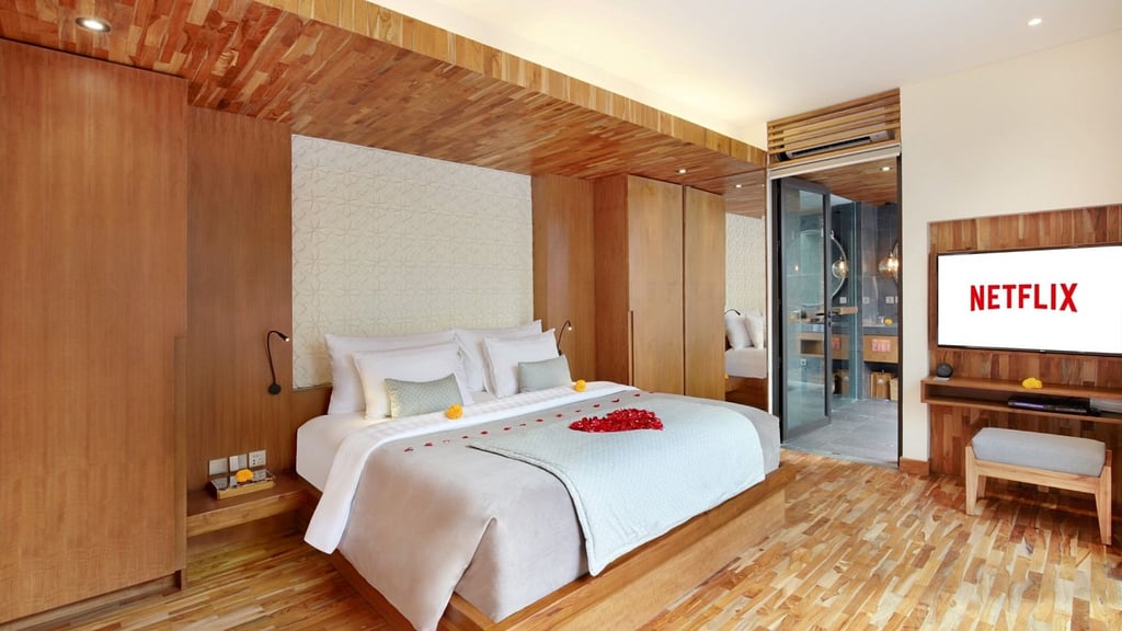 Ayona Villa One in Seminyak, Bali (1 bedrooms) - Best Price & Reviews!