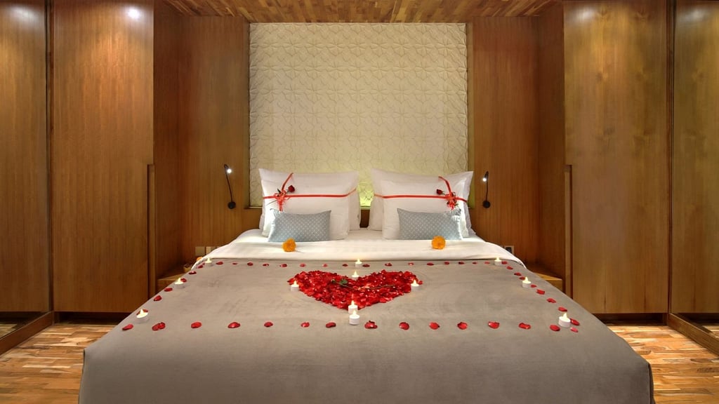 Ayona Villa One in Seminyak, Bali (1 bedrooms) - Best Price & Reviews!