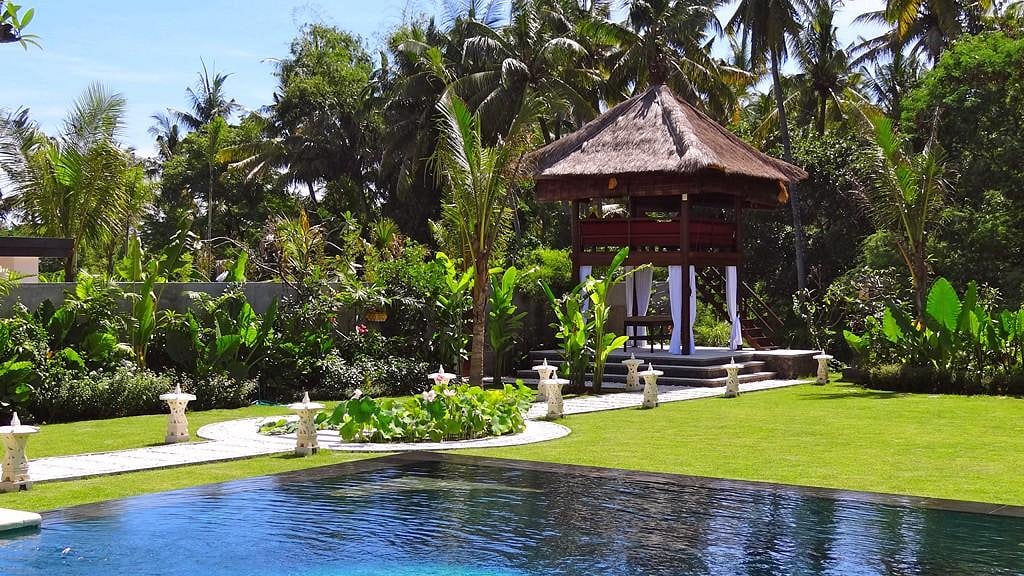 Villa Bayu Segara in Lovina, Bali (3 bedrooms) - Best Price & Reviews!