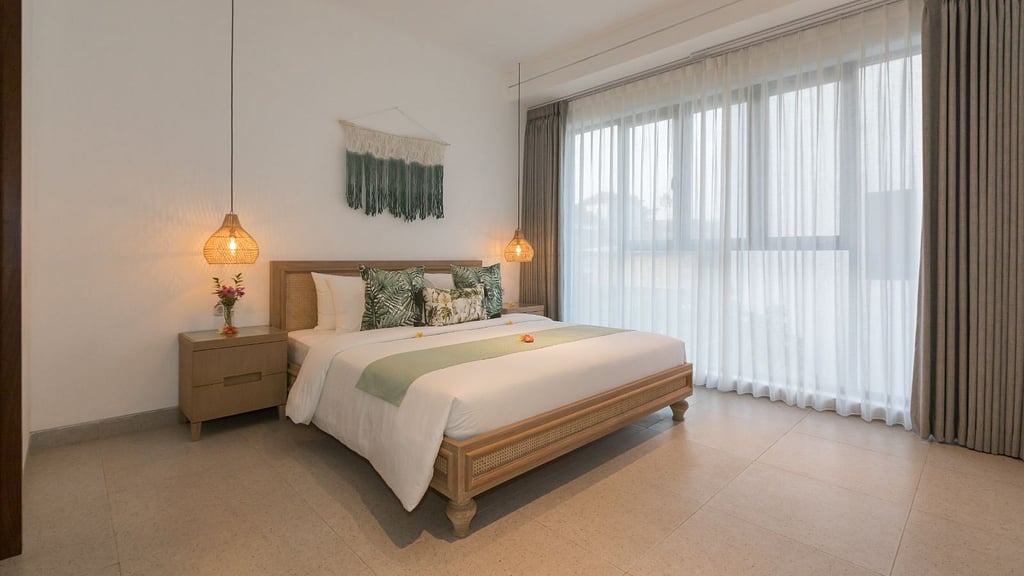 Villa Daun Tiga in Pererenan, Bali (6 bedrooms) - Best Price & Reviews!