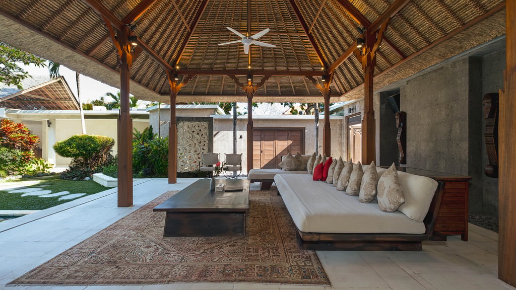 Villa LA LI in Seminyak, Bali - 10 bedrooms - Best Price Guarantee