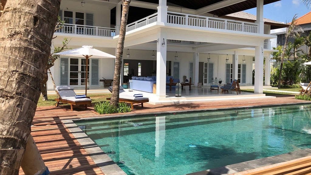 Villa Marang in Canggu, Bali - 6 bedrooms - Best Price Guarantee