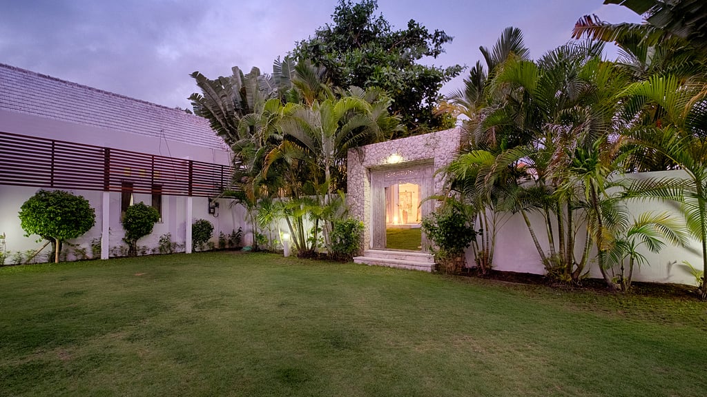 Villa Putih 1 in Pererenan, Bali - 3 bedrooms - Best Price Guarantee