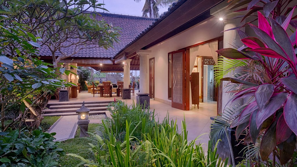 Villa Saba Garden in Ketewel, Bali - 4 bedrooms - We Guarantee the Best ...