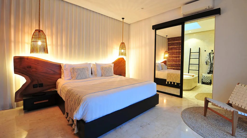 Villa Zensa in Seminyak, Bali (2 bedrooms) - Best Price & Reviews!