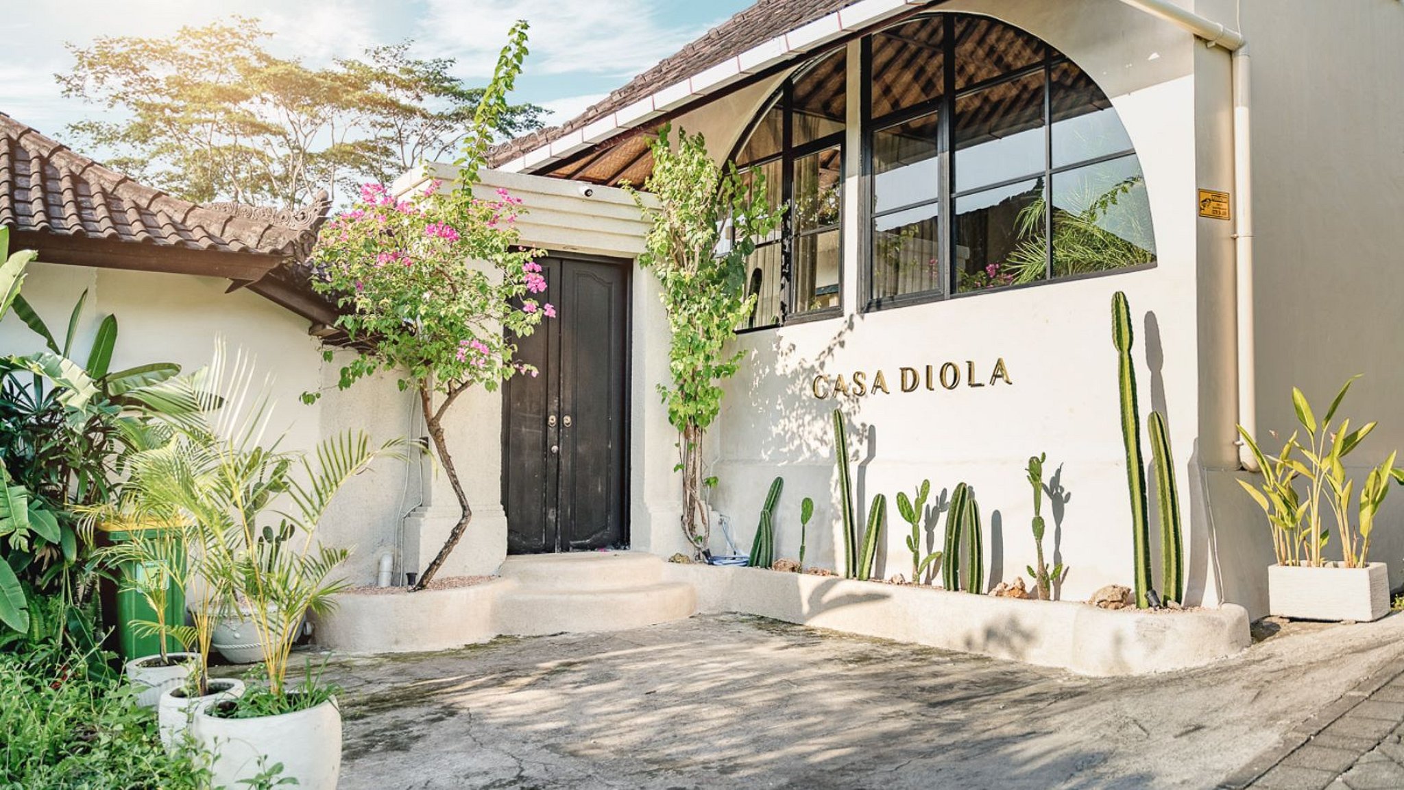Casa Diola in Canggu, Bali - 2 bedrooms - Best Price Guarantee