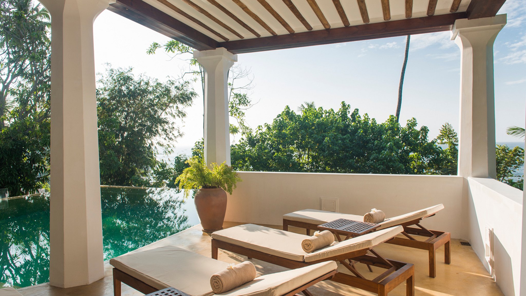 Ceylon House in Weligama, Sri Lanka - 5 bedrooms