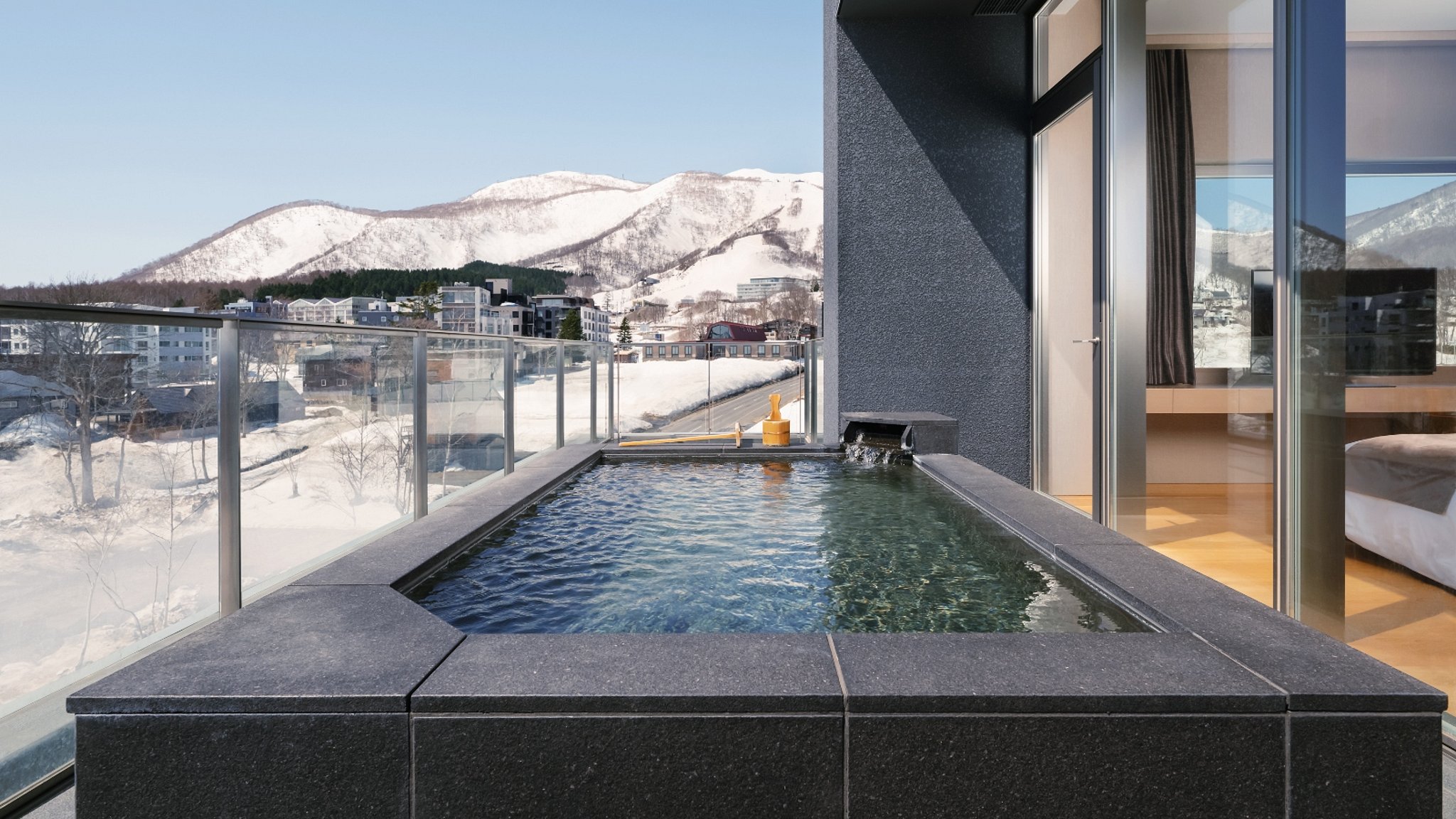 Setsu Niseko Hana Suite Penthouse - Hirafu - 3 bedrooms | Villa Finder