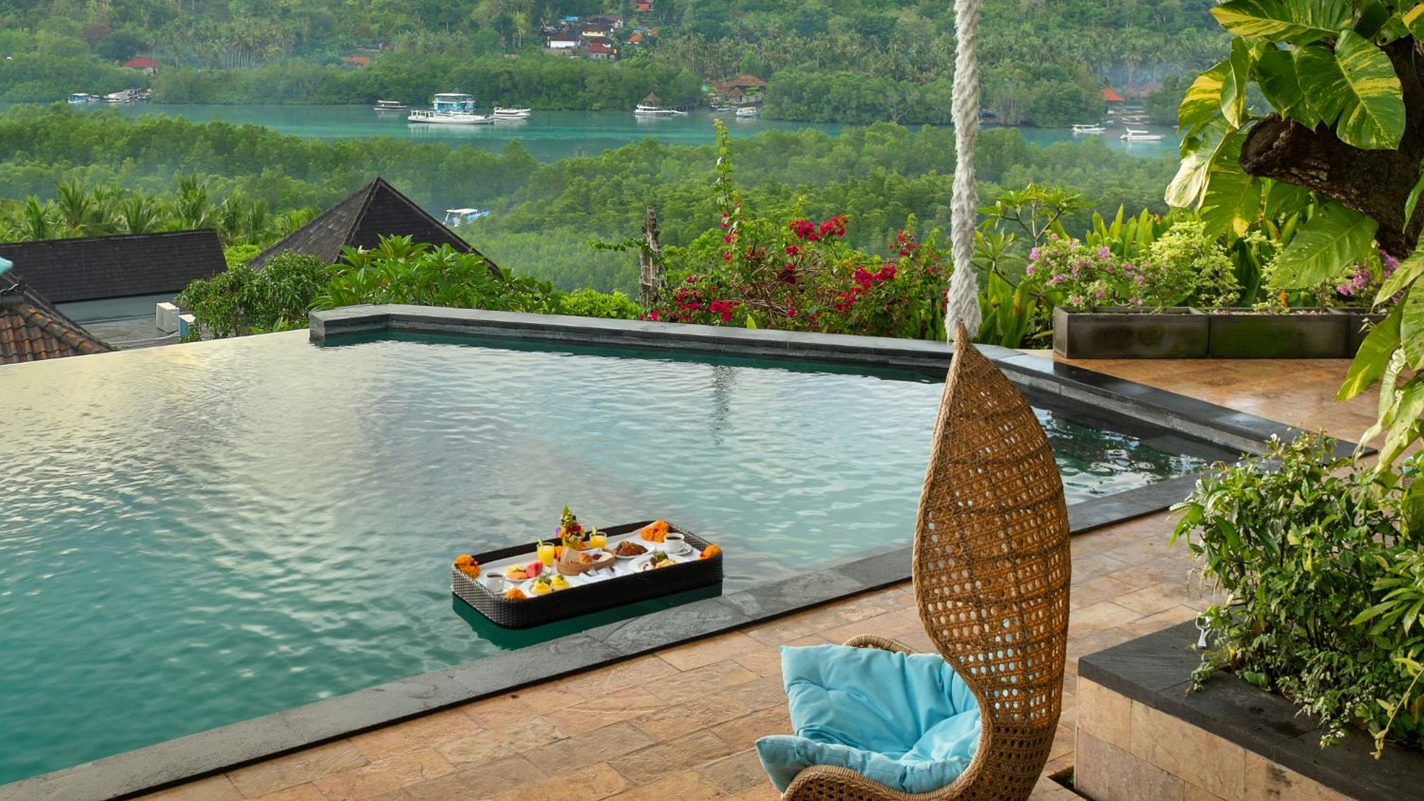 The Acala Rooftop Pool Villa in Nusa Lembongan, Bali - 1 bedrooms ...