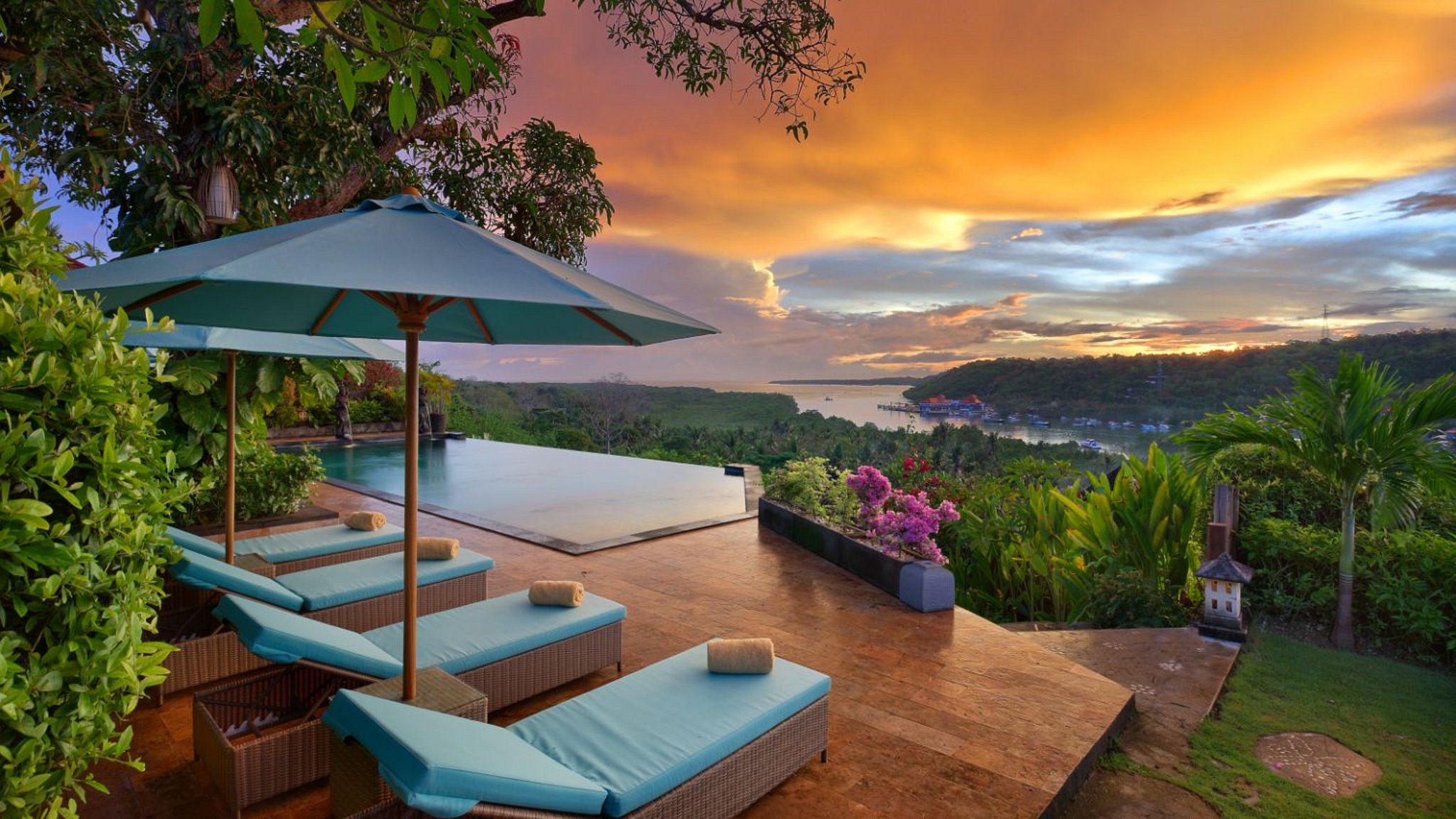 The Acala Rooftop Pool Villa in Nusa Lembongan, Bali - 1 bedrooms ...