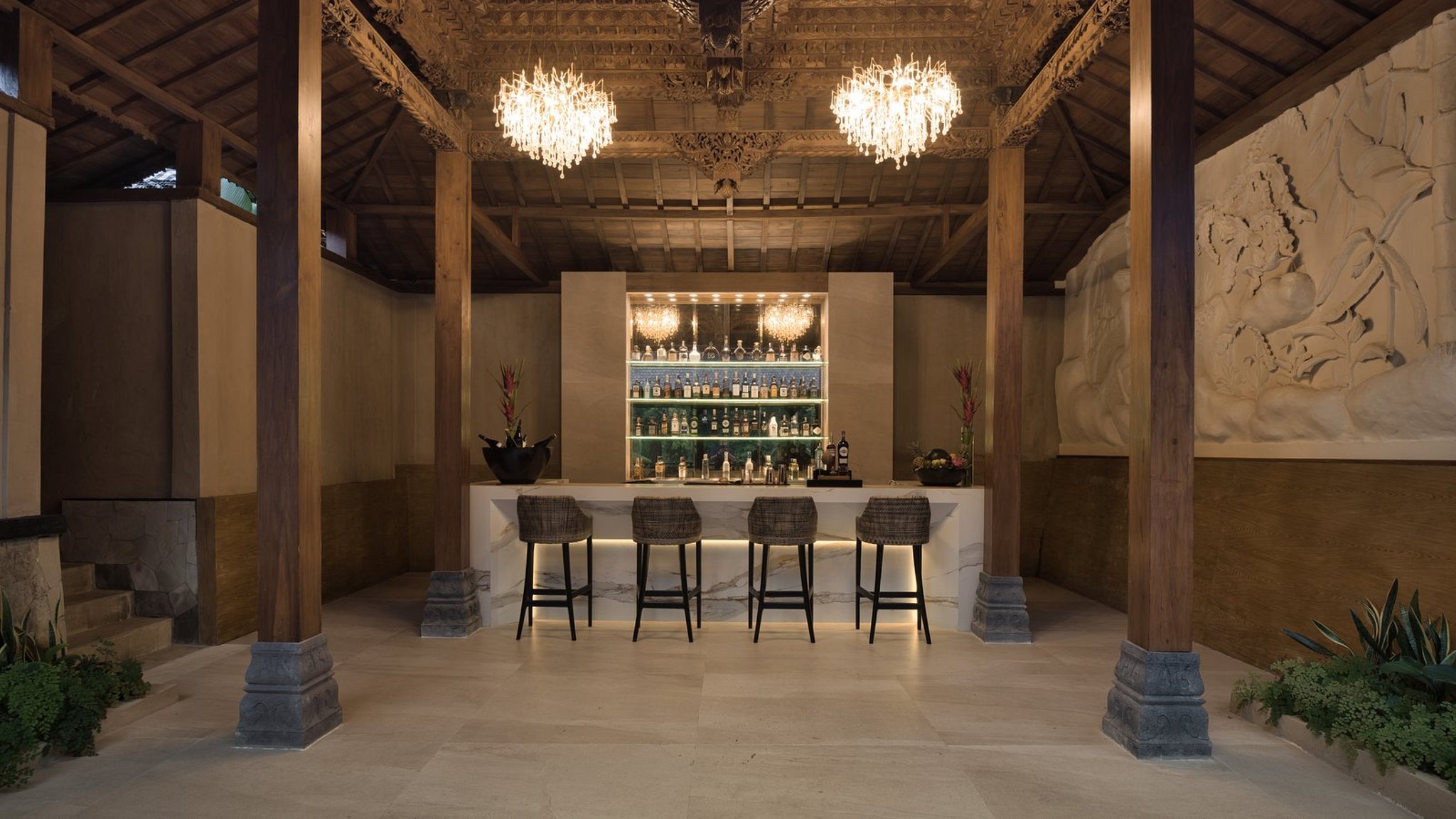 Hidden Palace in Ubud, Bali (3 bedrooms) - Best Price & Reviews!