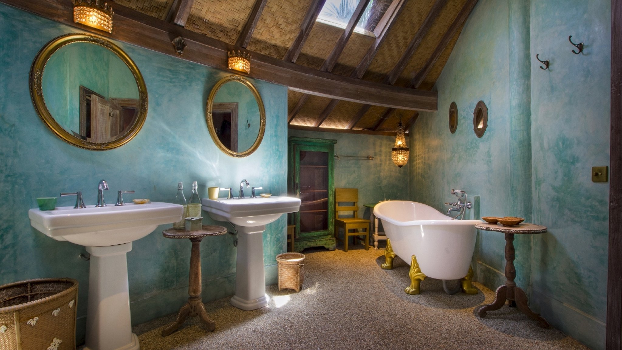 The Round House in Seminyak, Bali - 3 bedrooms - Best Price Guarantee