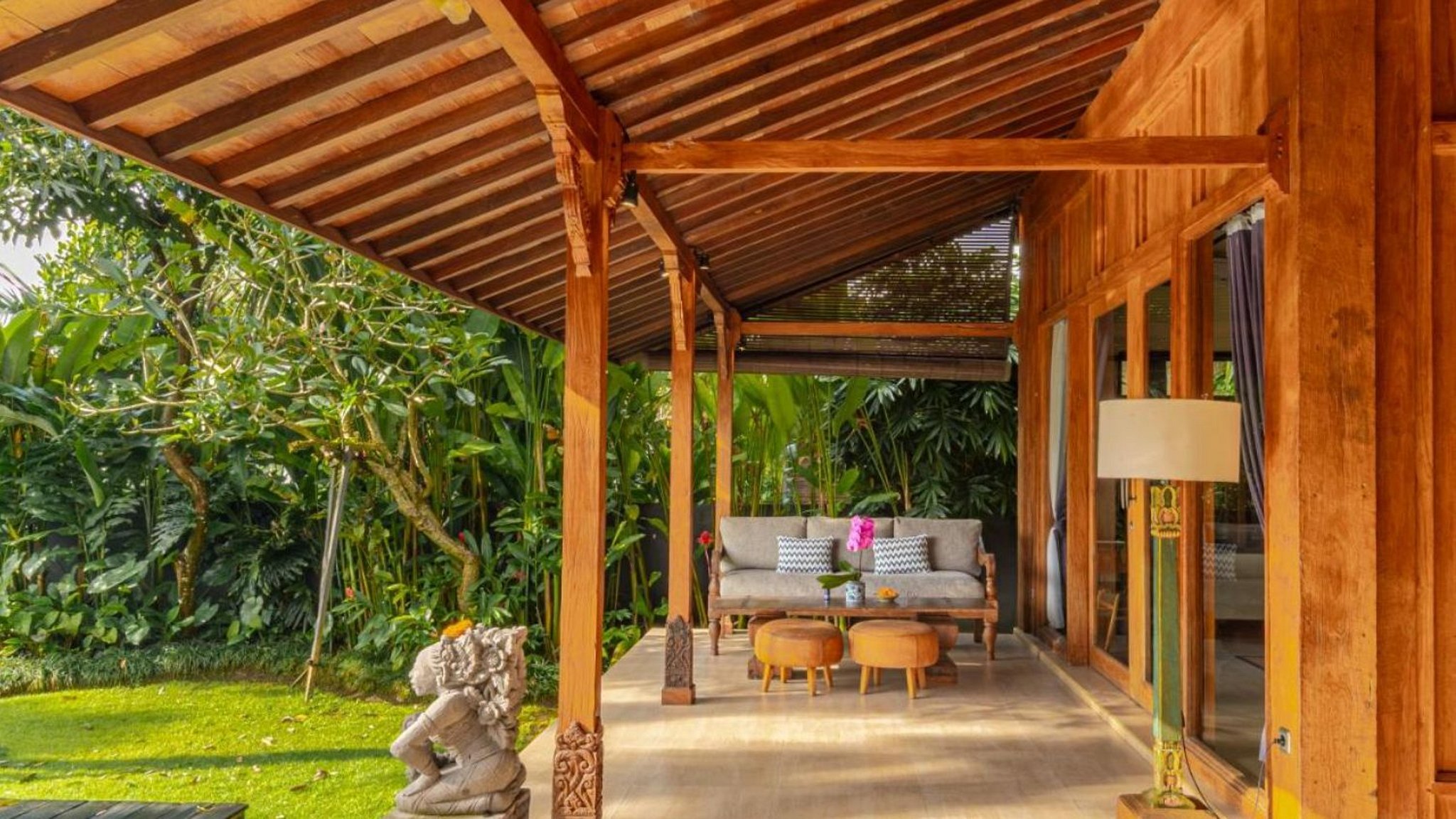 Ubud Valley Villa in Ubud, Bali (2 bedrooms) - Best Price & Reviews!