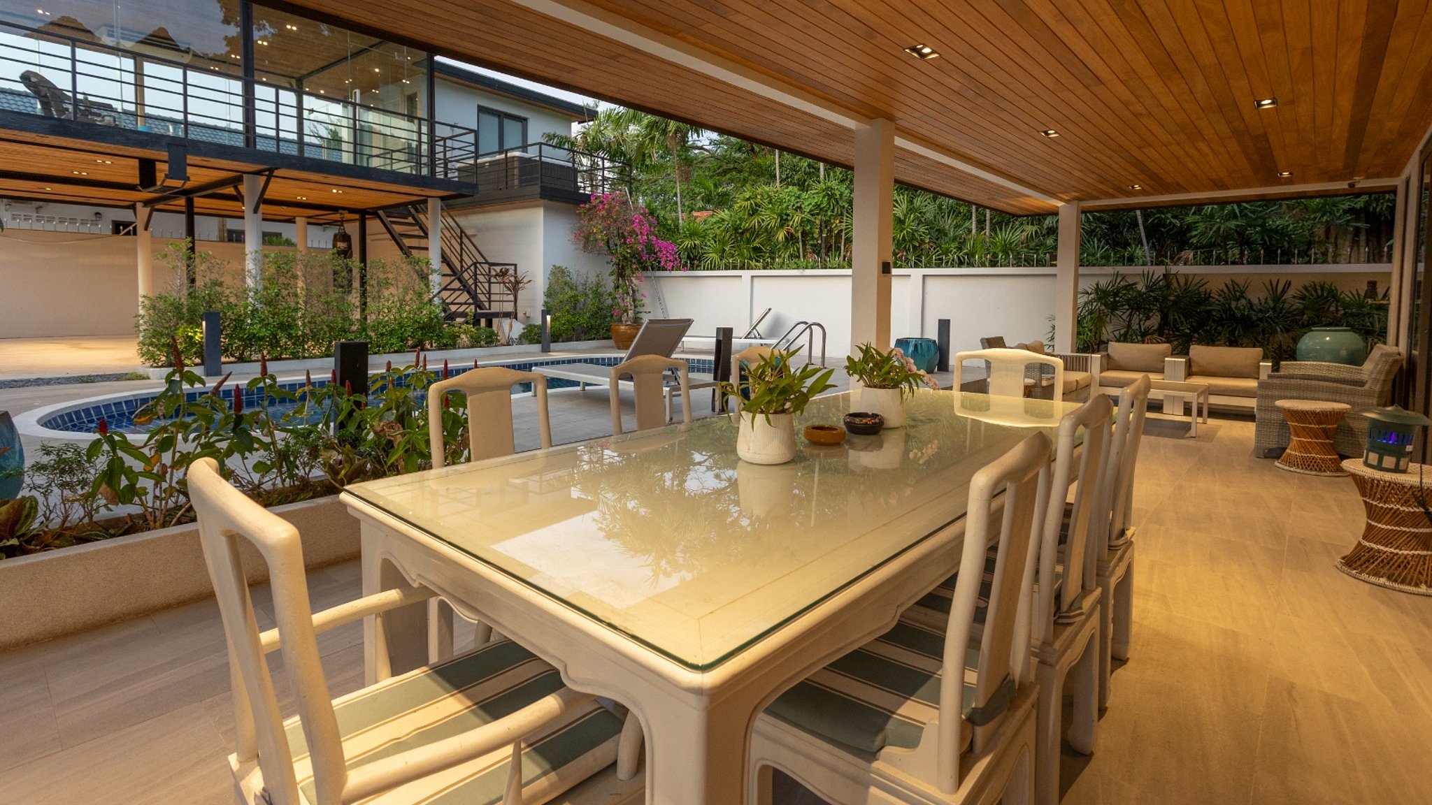 V98 Matt Rawai Villa in 拉威海滩, Phuket - 4 bedrooms