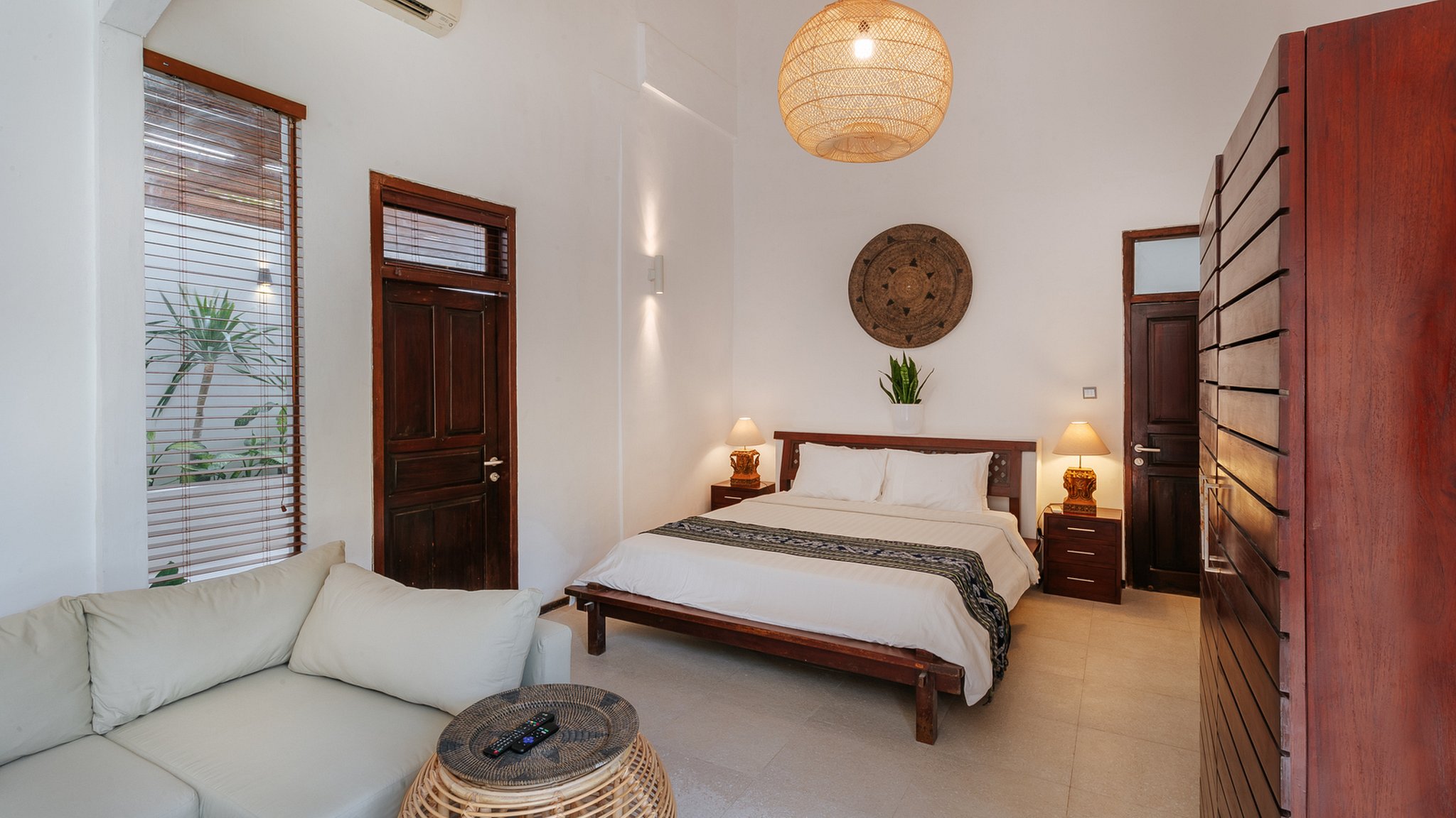 Villa Amaya in Seminyak, Bali (7 bedrooms) - Best Price & Reviews!