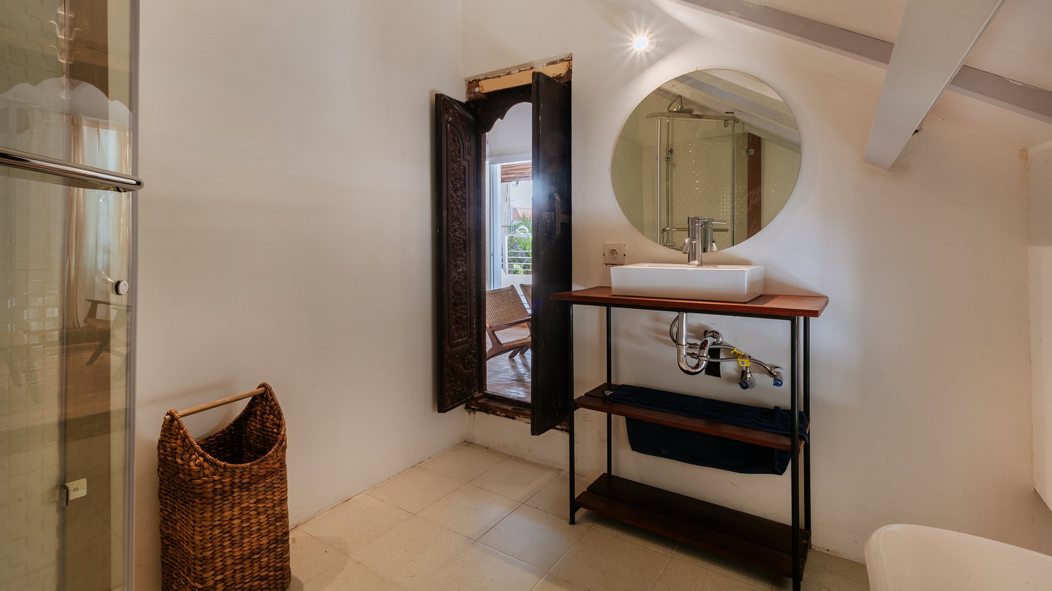 Villa Amaya in Seminyak, Bali (7 bedrooms) - Best Price & Reviews!
