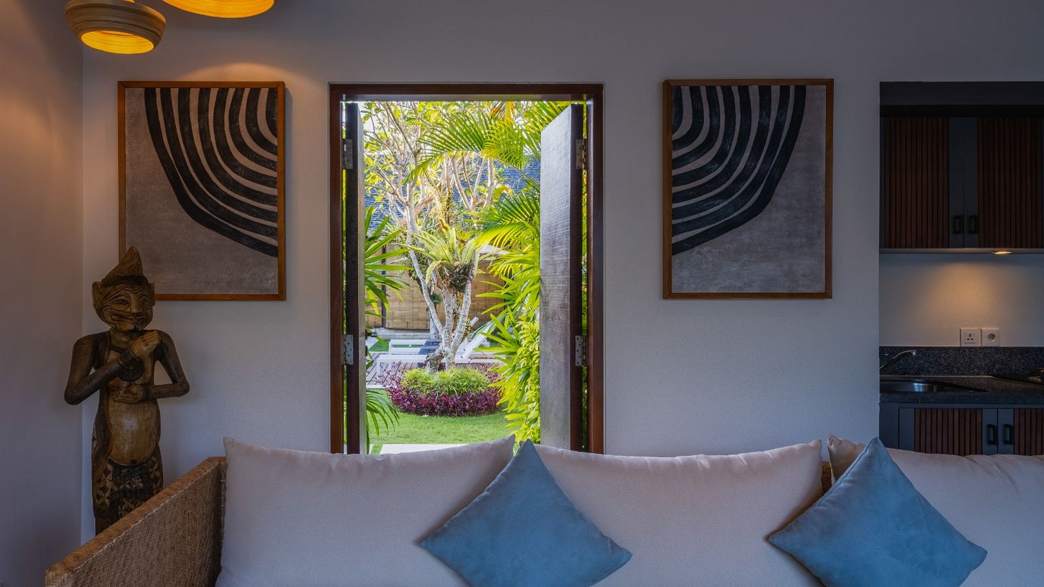 Villa Arjuna Saba in Berawa, Bali (1 bedrooms) - Best Price & Reviews!