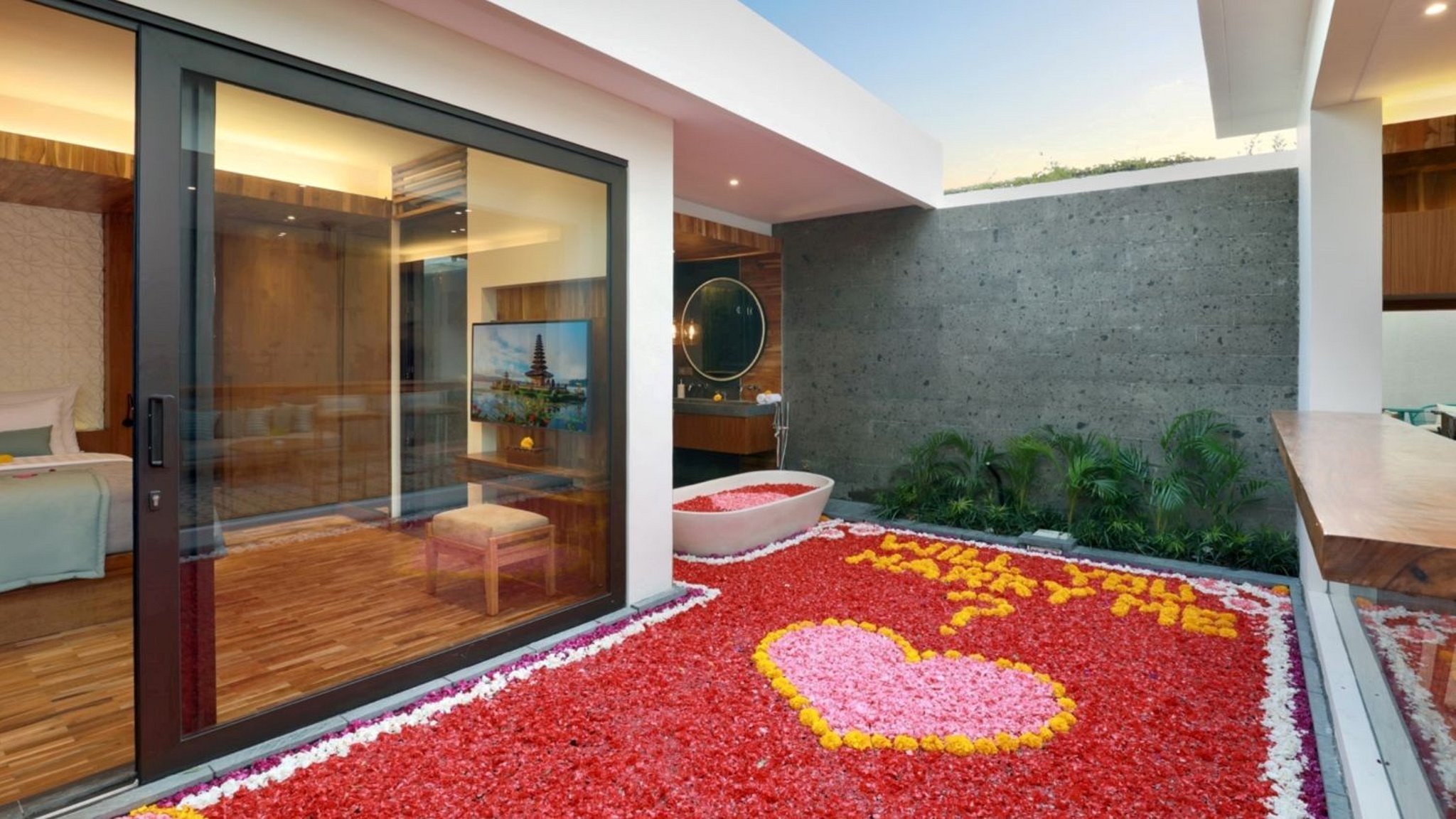 Ayona Villa One in Seminyak, Bali (1 bedrooms) - Best Price & Reviews!