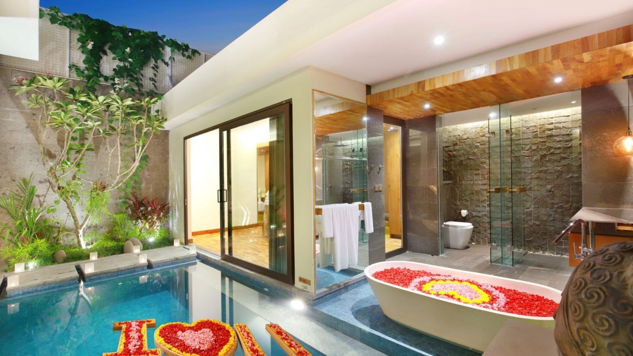 Villa Ayona in Seminyak, Bali (1 bedrooms) - Best Price & Reviews!