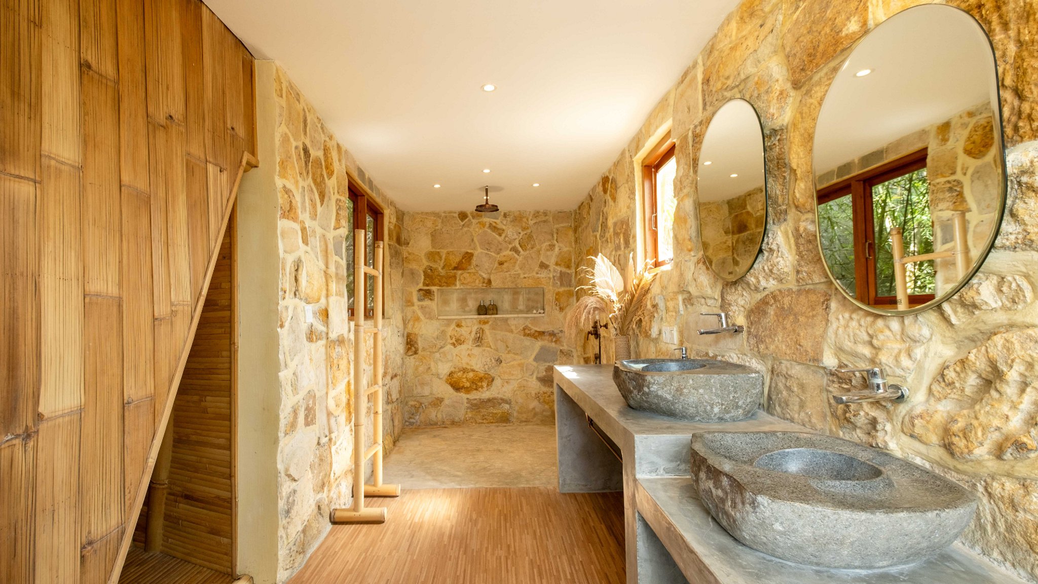 Villa Bamboo Pring Sewu in Pererenan, Bali (2 bedrooms) - Best Price & Reviews!