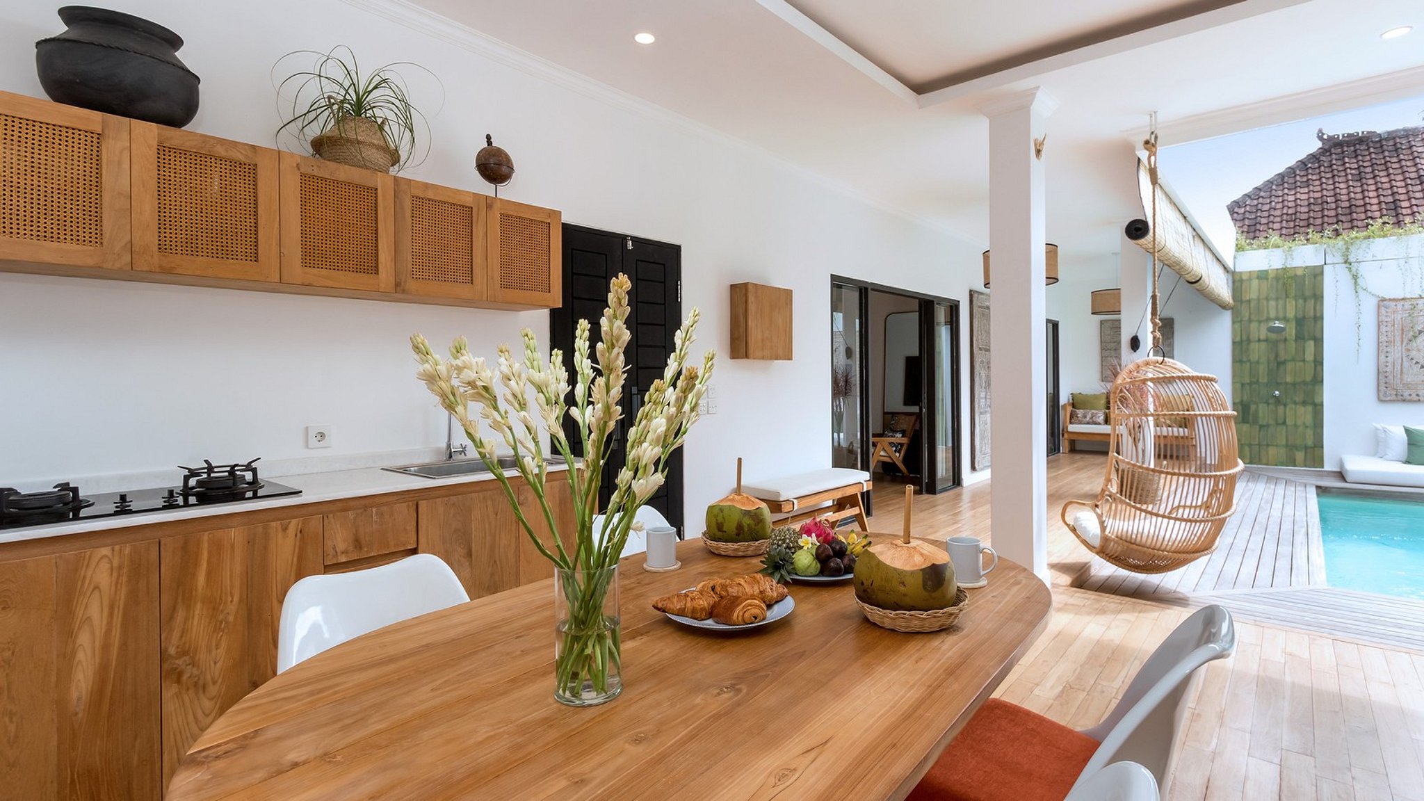 Villa Greco in Berawa, Bali (2 bedrooms) - Best Price & Reviews!