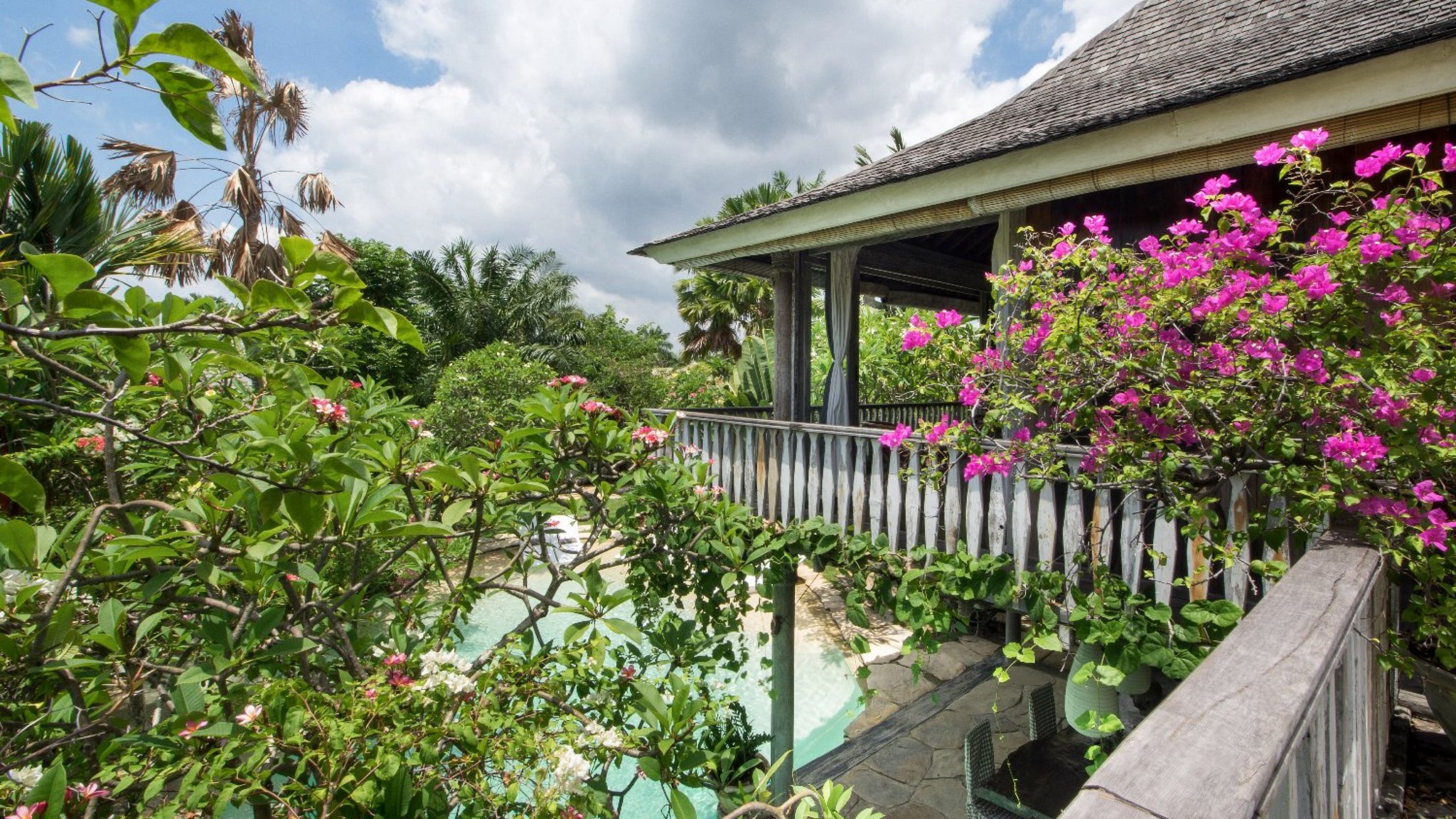 Villa Jempiring in Seminyak, Bali (5 bedrooms) - Best Price & Reviews!
