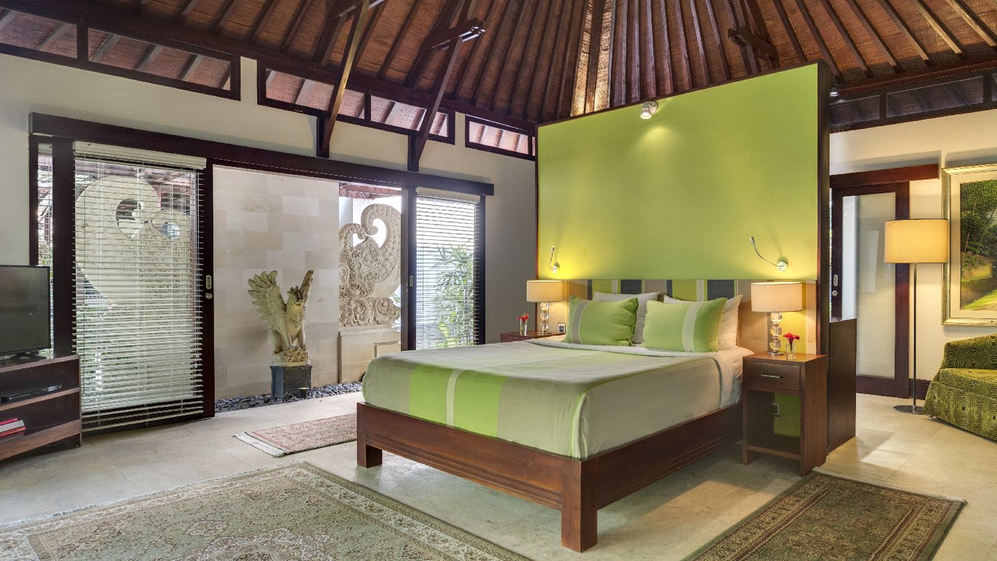 Luxury Bali Estate Villa in Seseh, Bali (7 bedrooms) - Best Price ...