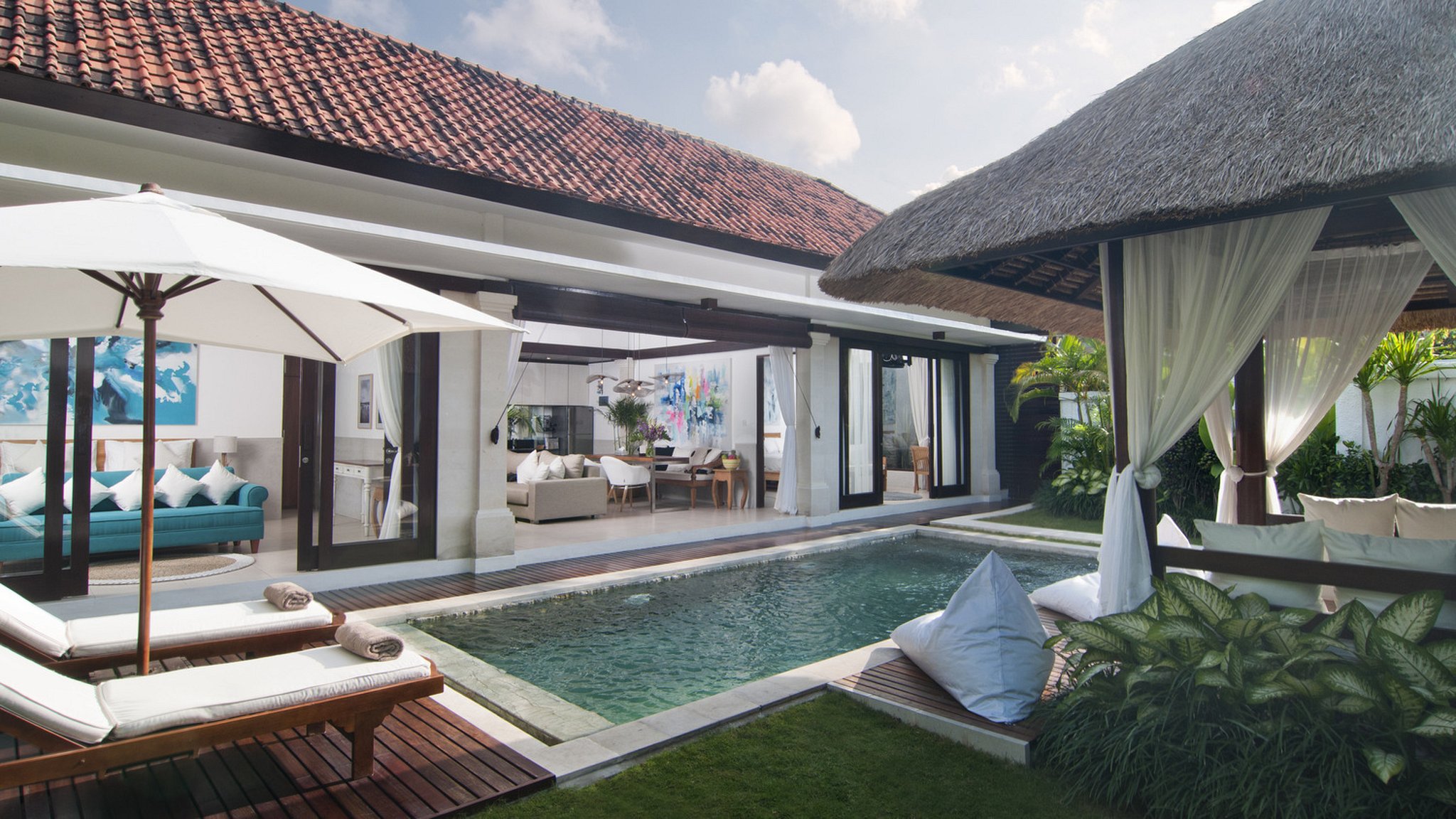 Villa Michelle in Kerobokan, Bali (2 bedrooms) - Best Price & Reviews!