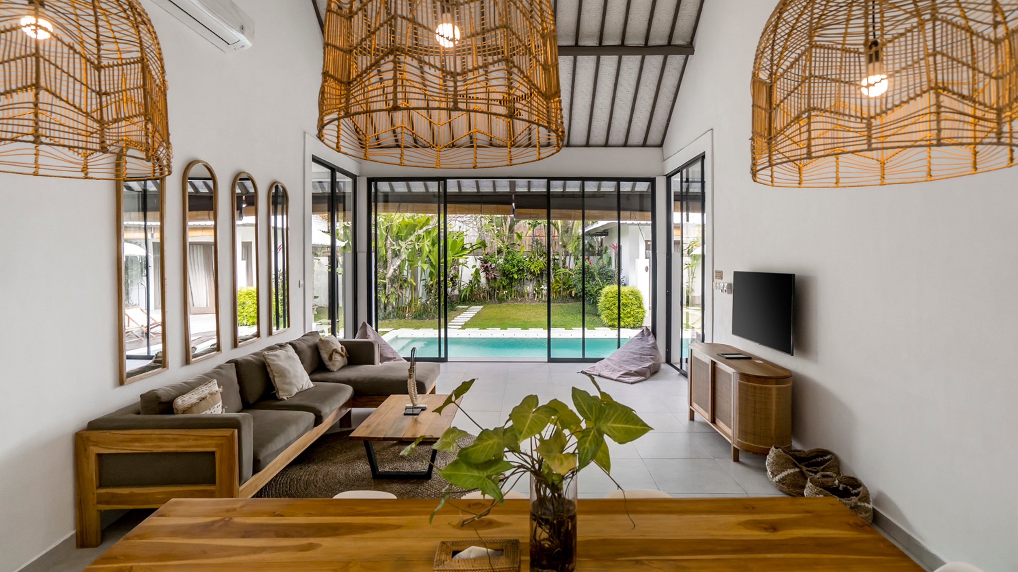 Villa Moju in Umalas, Bali (3 bedrooms) - Best Price & Reviews!