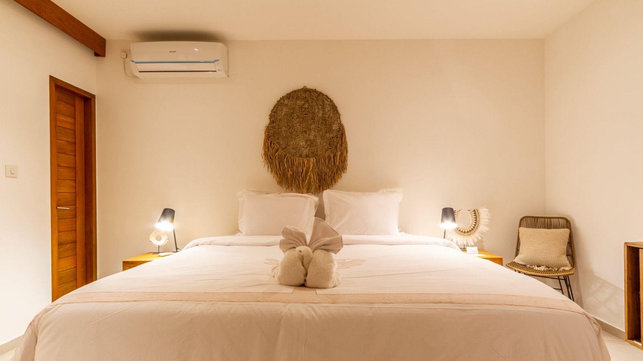 Villa Namu in Seminyak, Bali - 5 bedrooms - Best Price Guarantee