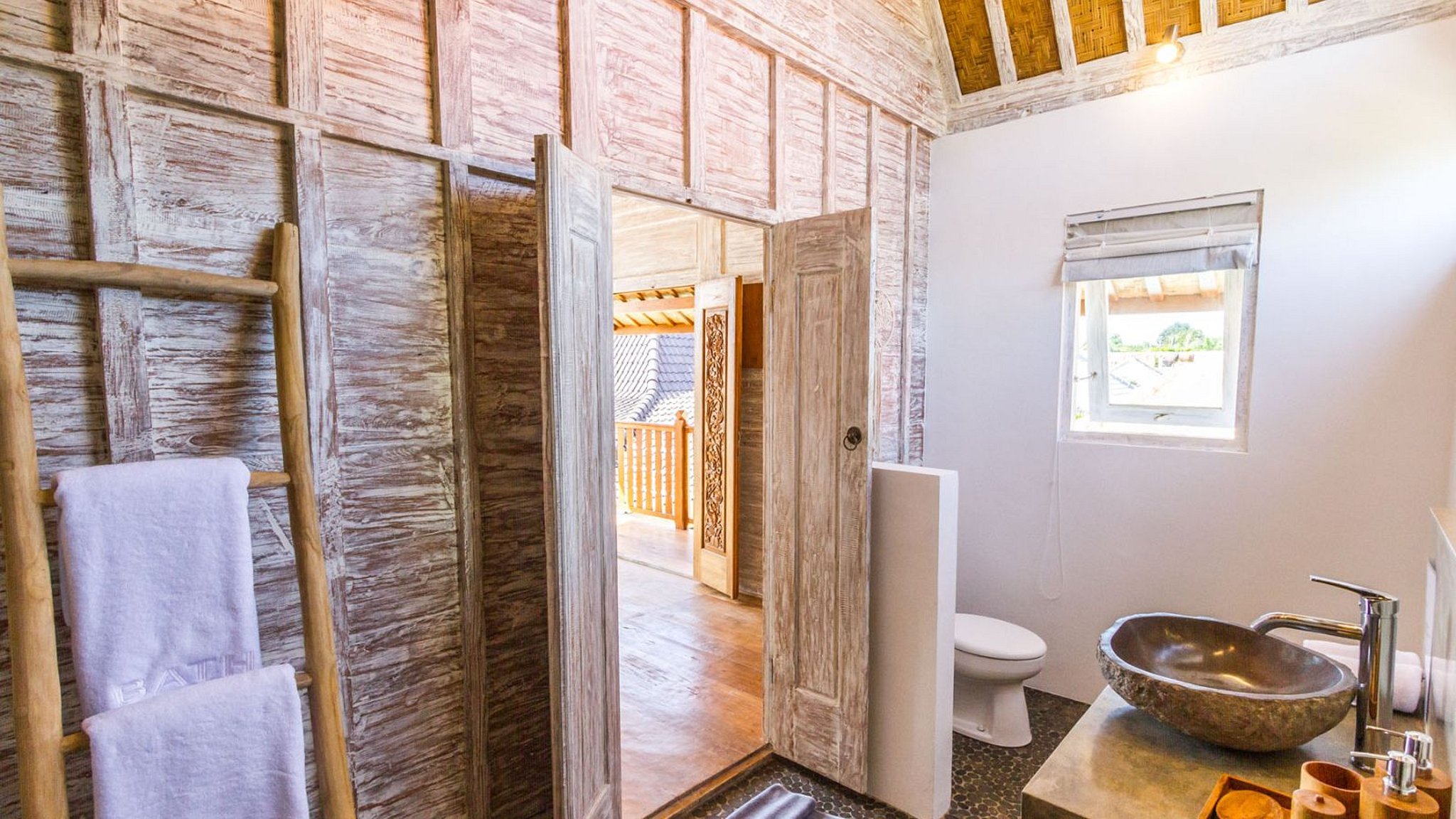 Villa Opaline in Seminyak, Bali - 5 bedrooms - Best Price Guarantee