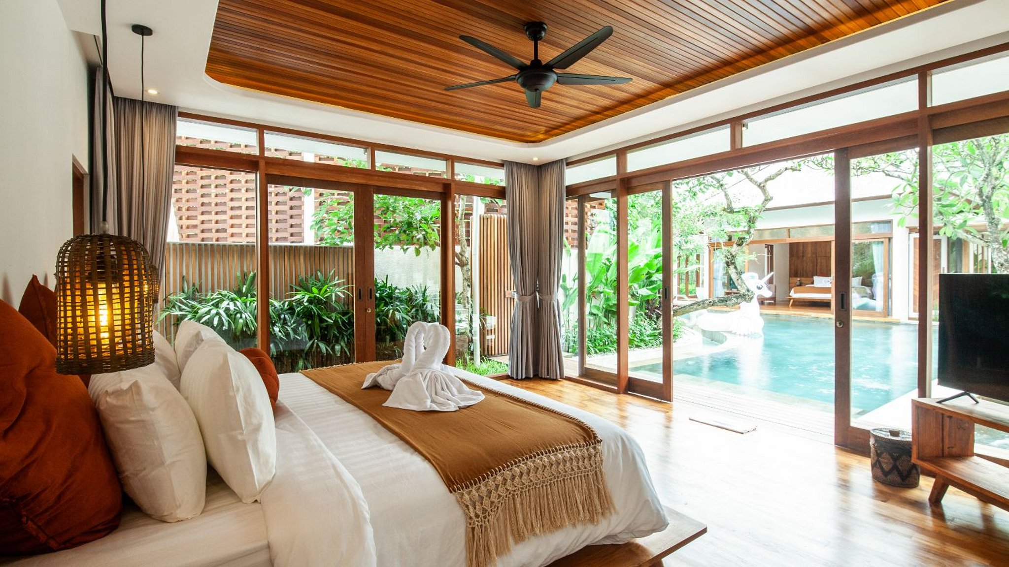 Villa Paya Paya in Seminyak, Bali (4 bedrooms) - Best Price & Reviews!