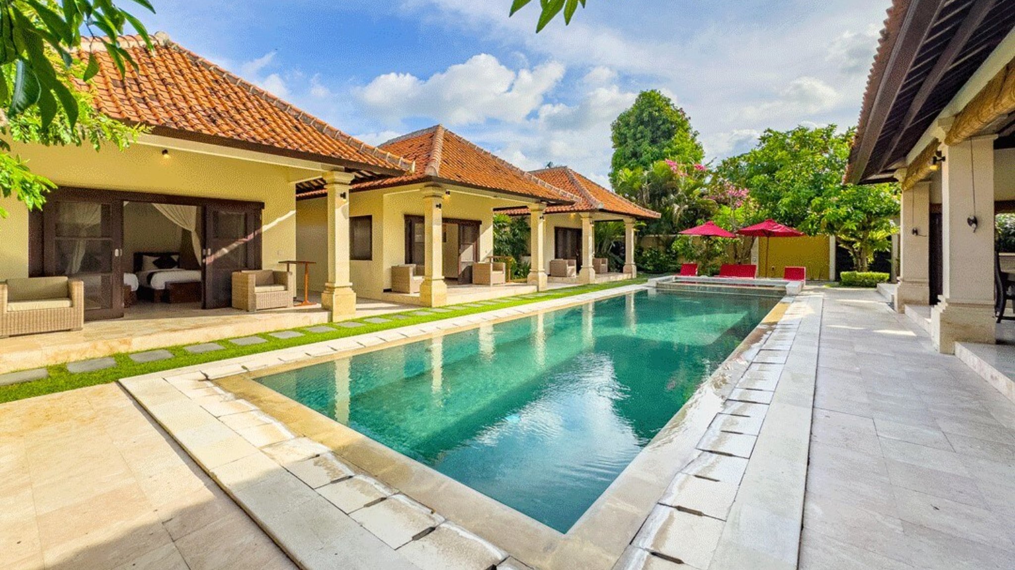 Villa Santi in Seminyak, Bali - 4 bedrooms - We Guarantee the Best Price