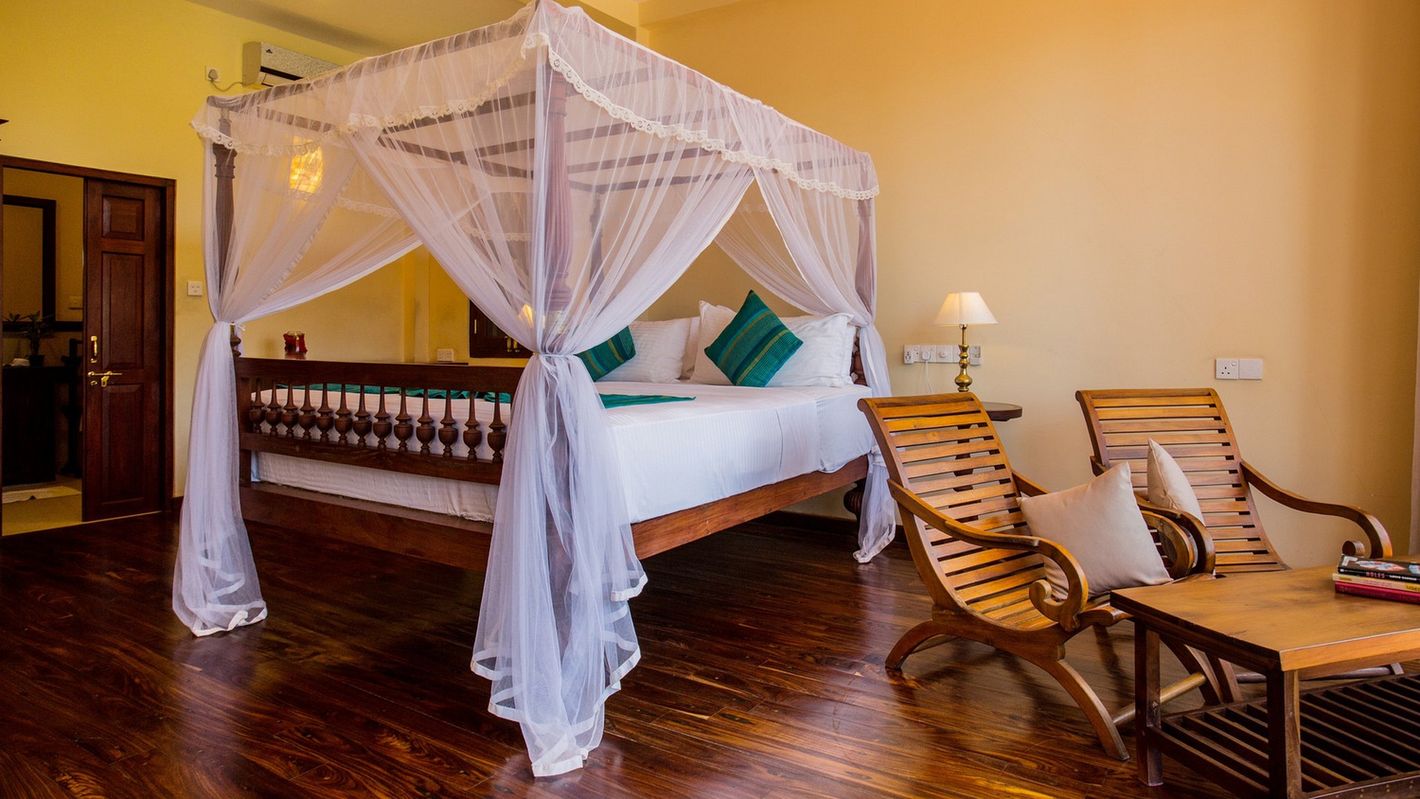 Villa South Point Ocean in Ahangama, Sri Lanka - 11 bedrooms