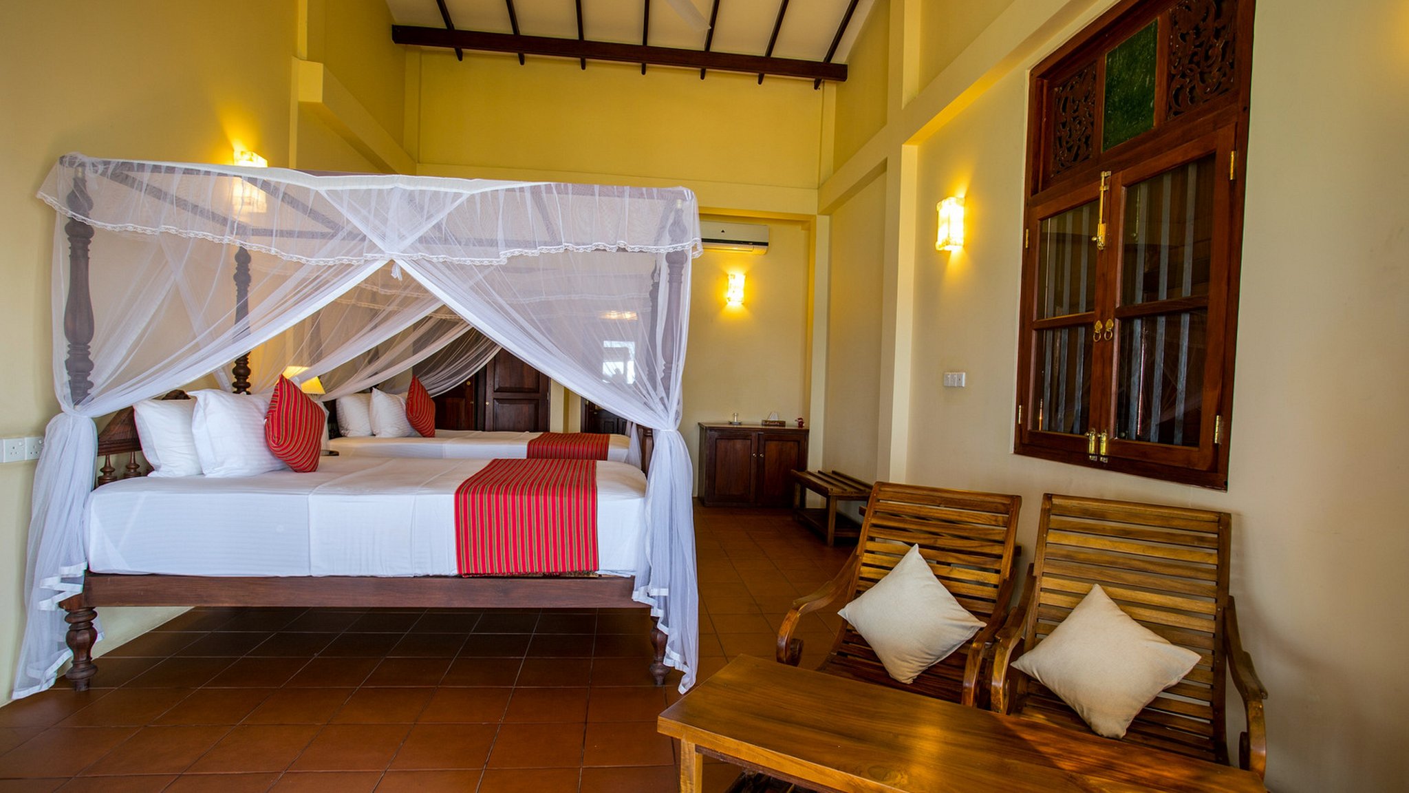 Villa South Point Ocean in Ahangama, Sri Lanka - 11 bedrooms