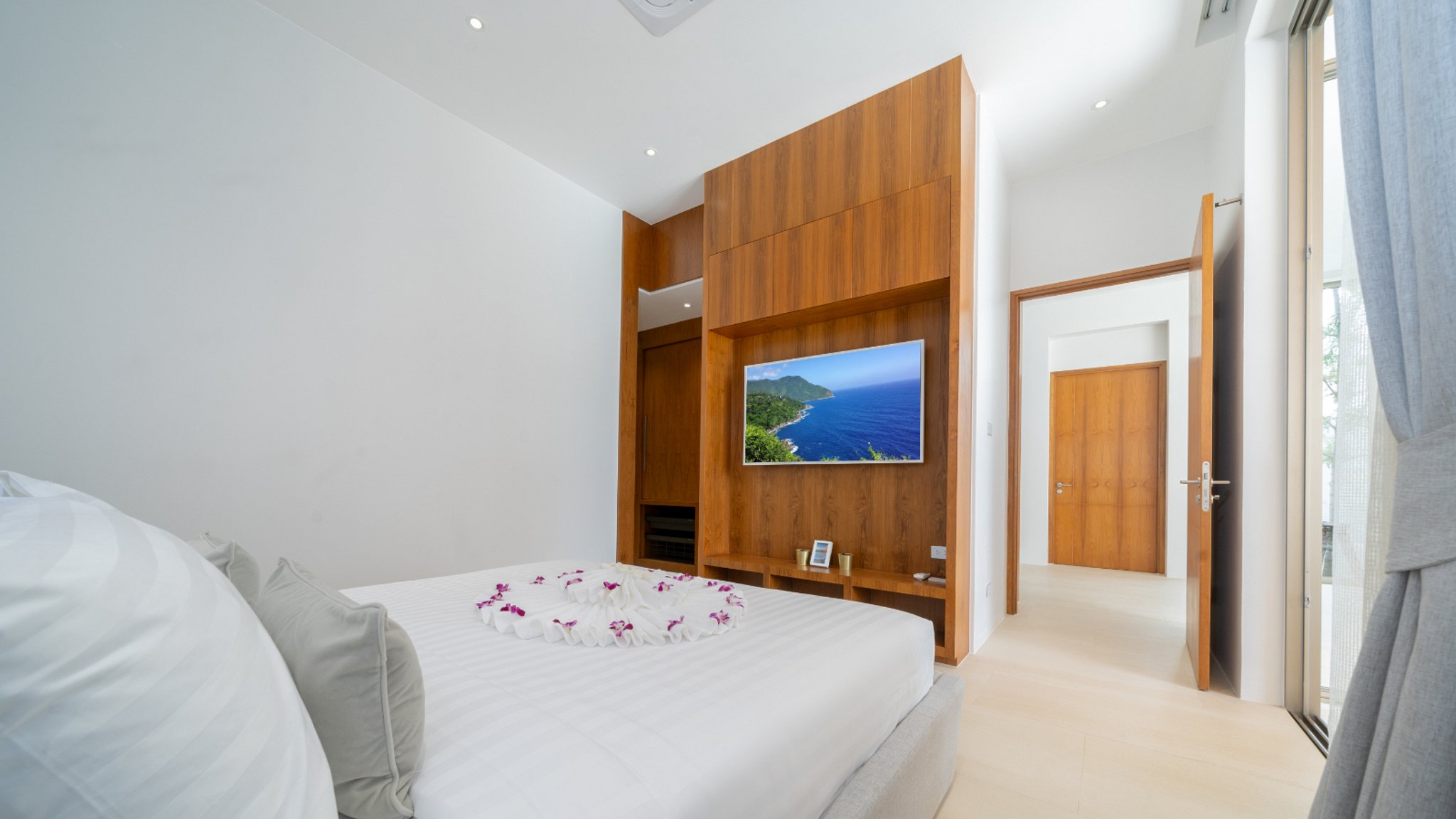 Villa Trinity Grand C3 in Bang Tao beach, Phuket - 5 bedrooms