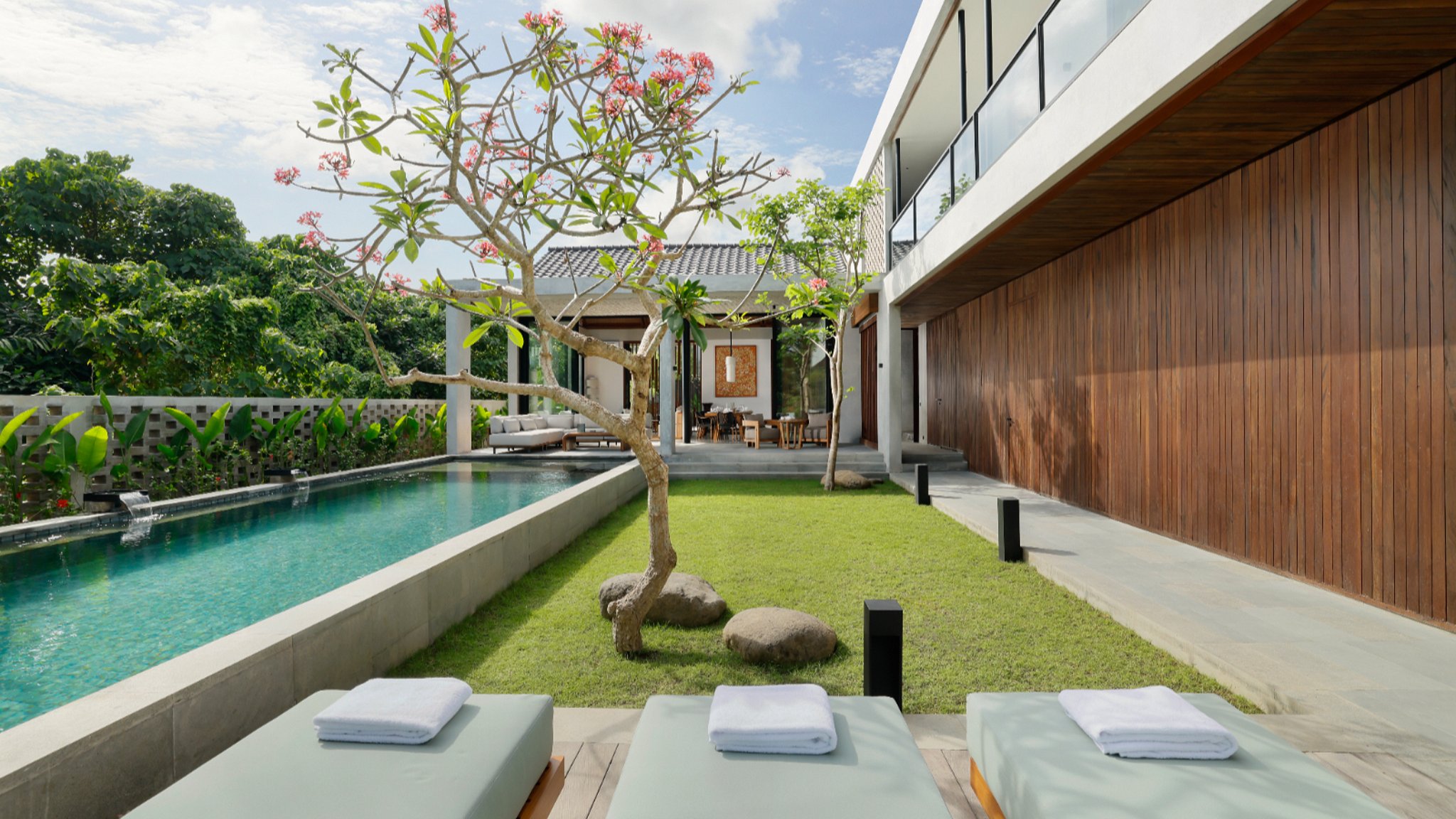 Villa Uma Santai Canggu In Canggu Bali 7 Bedrooms Best Price